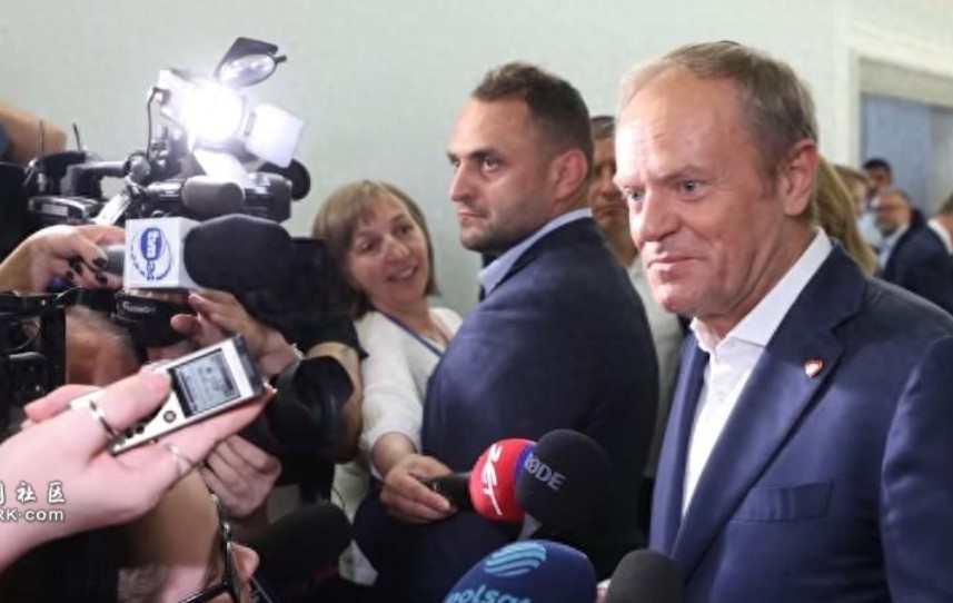 波兰：北约部队已在乌克兰，但不想直接冲突 | 八阕